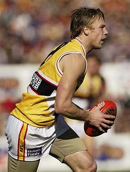 Hudghton struggles at Saints training - ABC News