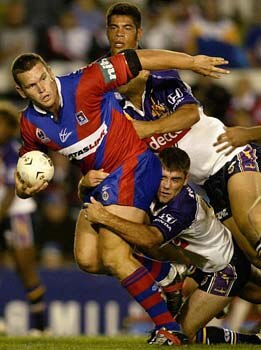 Perry re-signs with Knights - ABC News