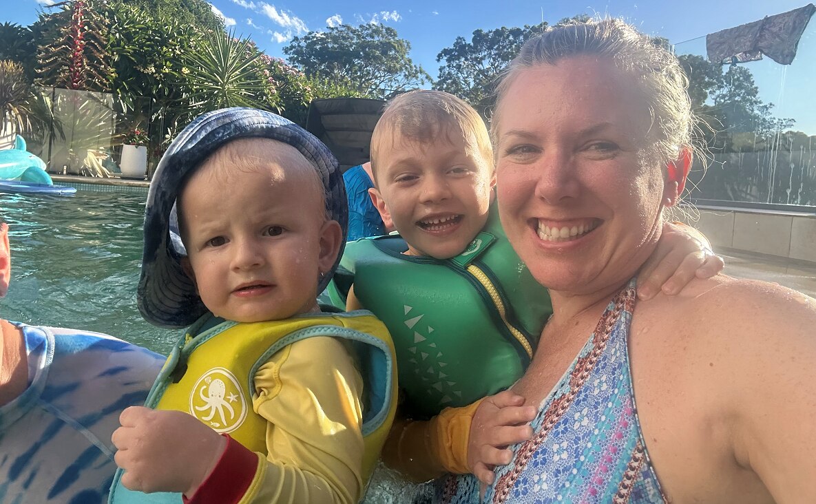 Why Gayle says she had 'more freedom' as a new mum in her 40s - ABC News