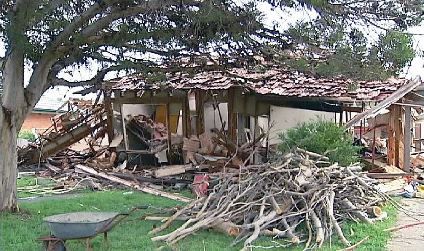 Gas the cause of house explosion - ABC News