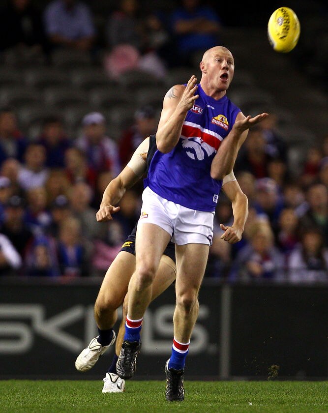 Eade expects umps to keep Hall cool - ABC News