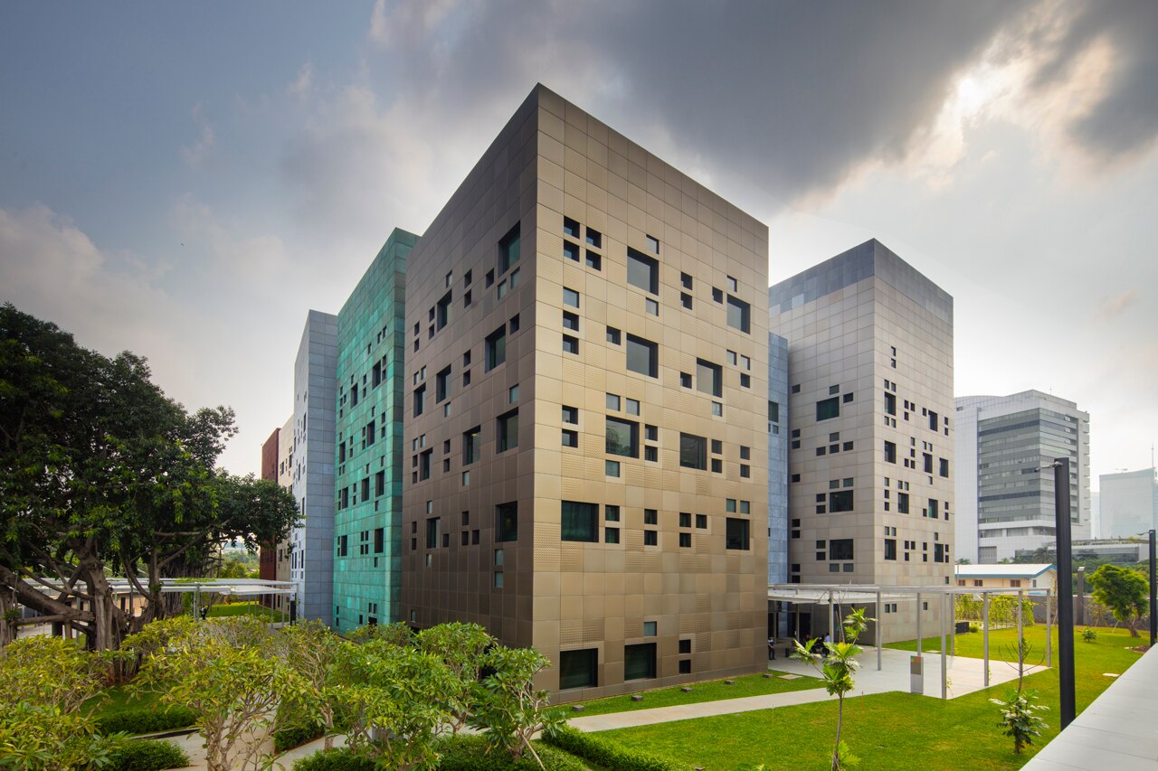 DFAT accused of bungling 2023 graduate program recruitment, excluding ...