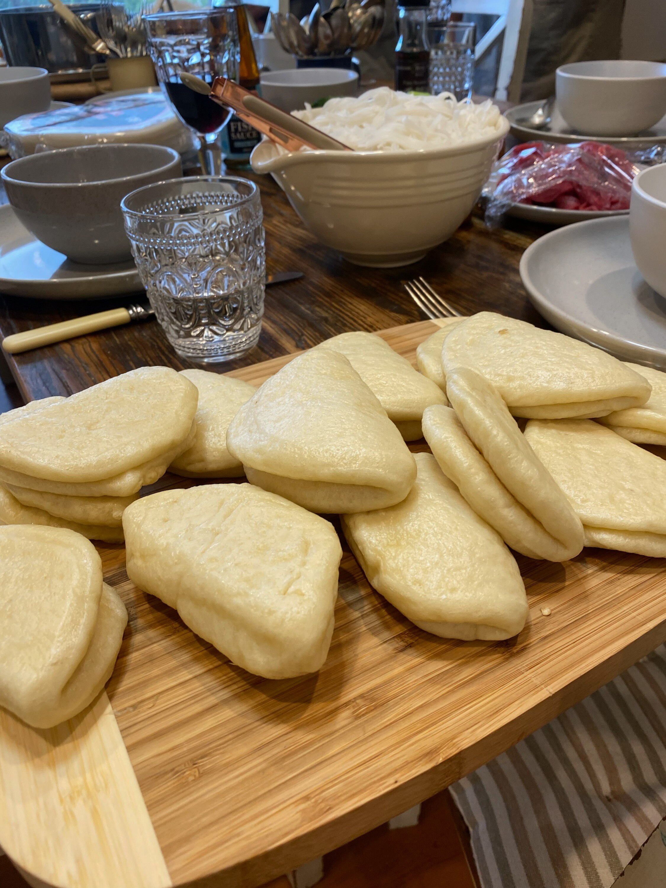 Make bao buns and garlic naan with these basic bread ingredients - ABC News