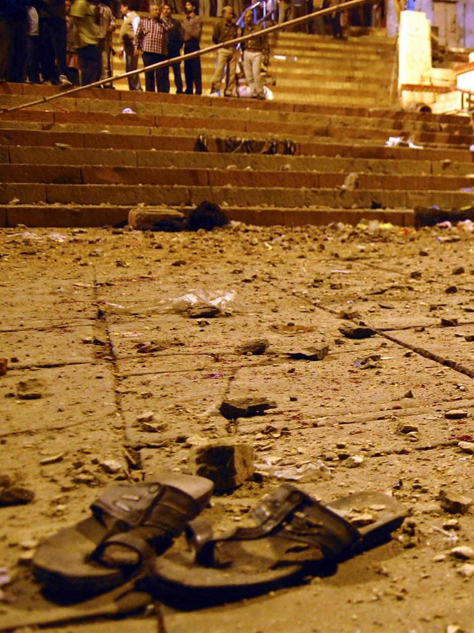 Girl killed, dozens injured in Varanasi bombing - ABC News