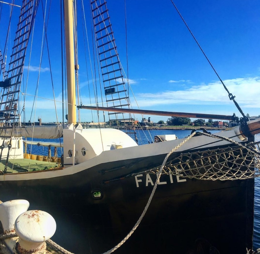 City of Adelaide ship deadline approaches, Buffalo replica to be ...