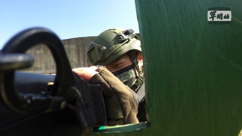 Taiwan extends mandatory military service in light of looming threat ...