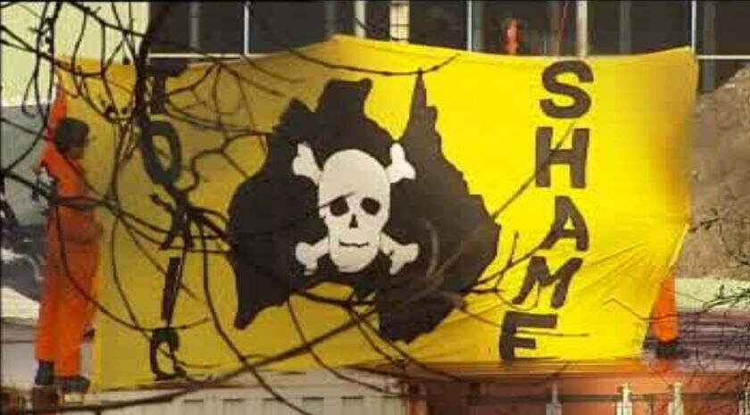 Greenpeace protests on toxic waste containers - ABC News