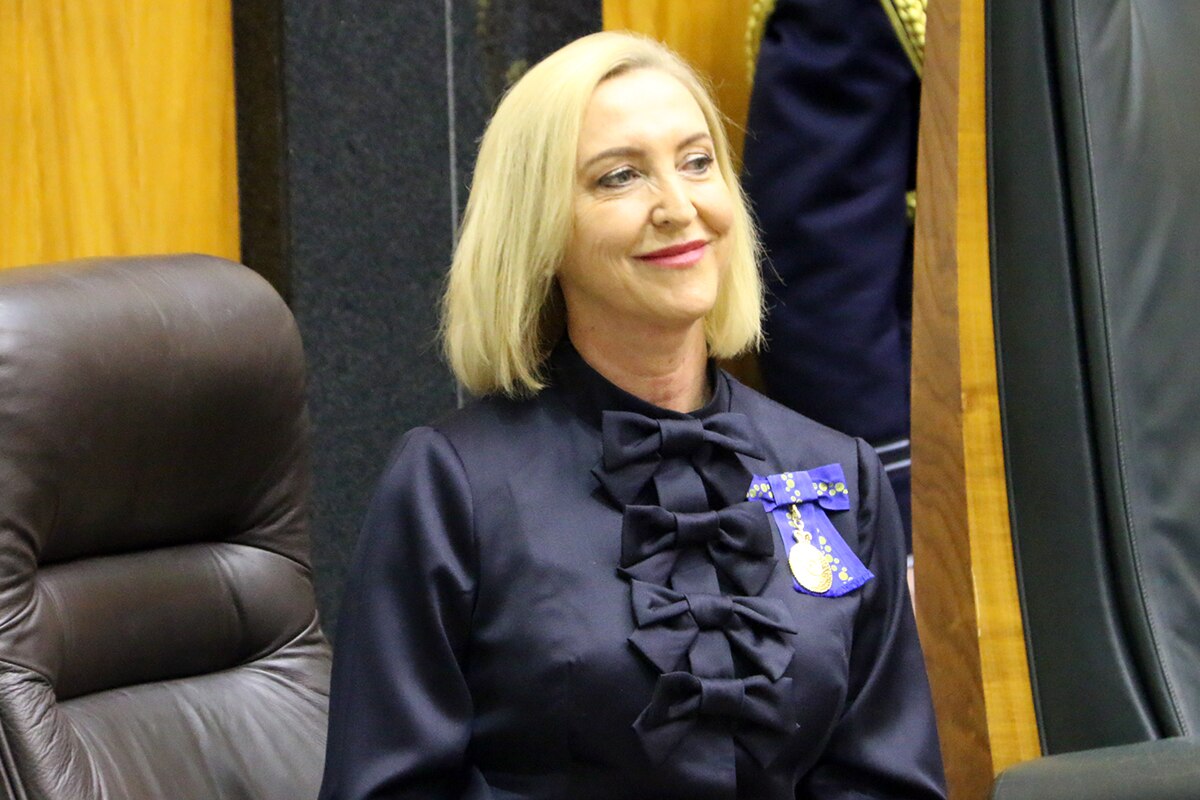 NT Administrator Vicki O'Halloran meets the Queen - ABC listen