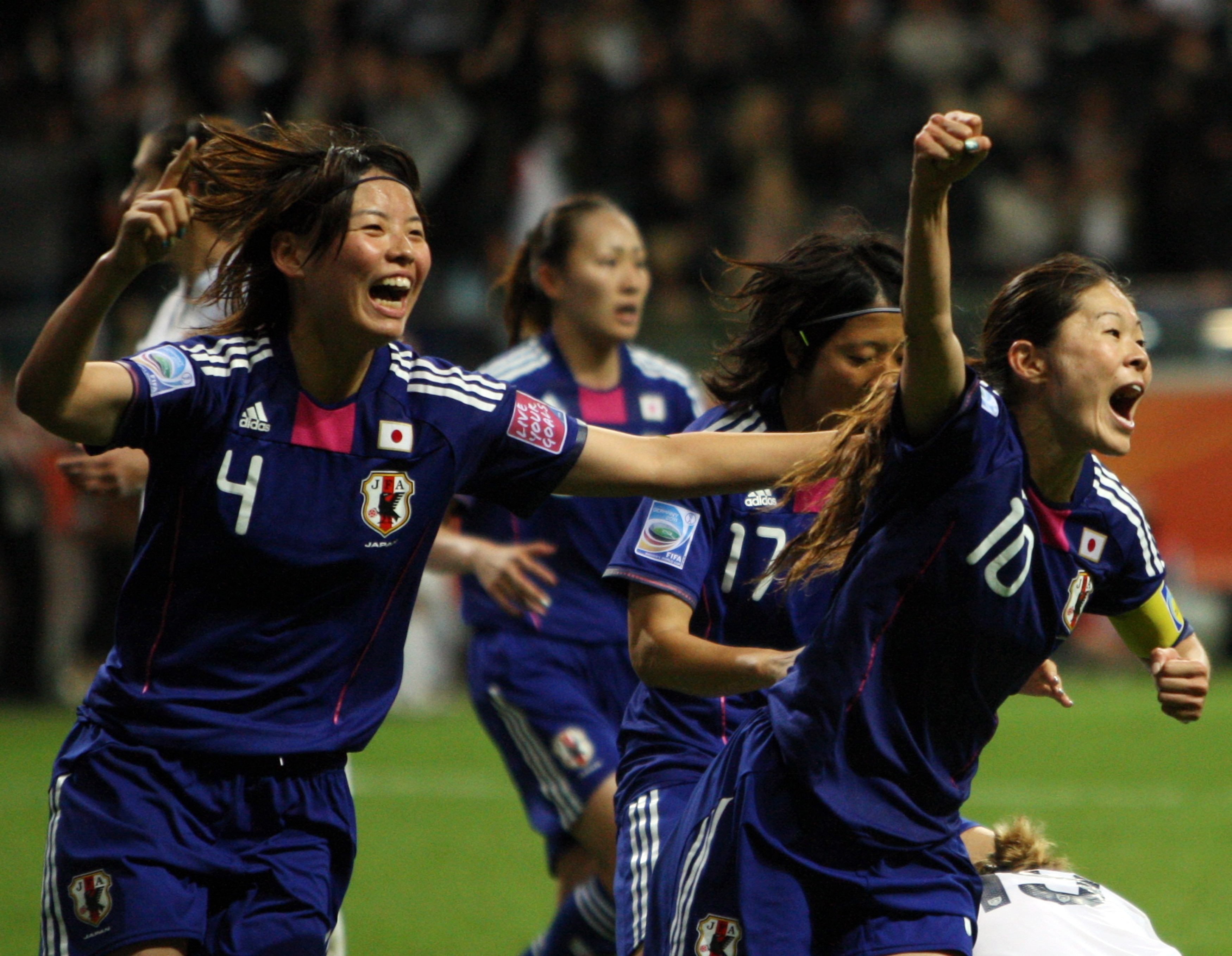 Outsiders Japan win women's World Cup - ABC News