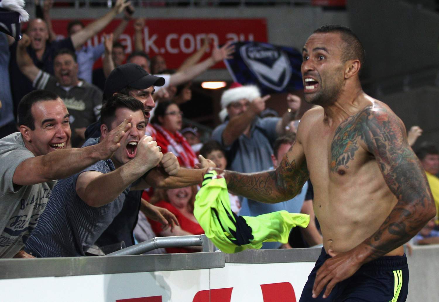 Victory claim derby win at the death - ABC News