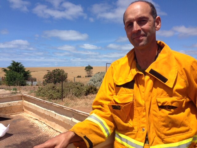 Green Patch Country Fire Service volunteers refuse to attend fires on ...