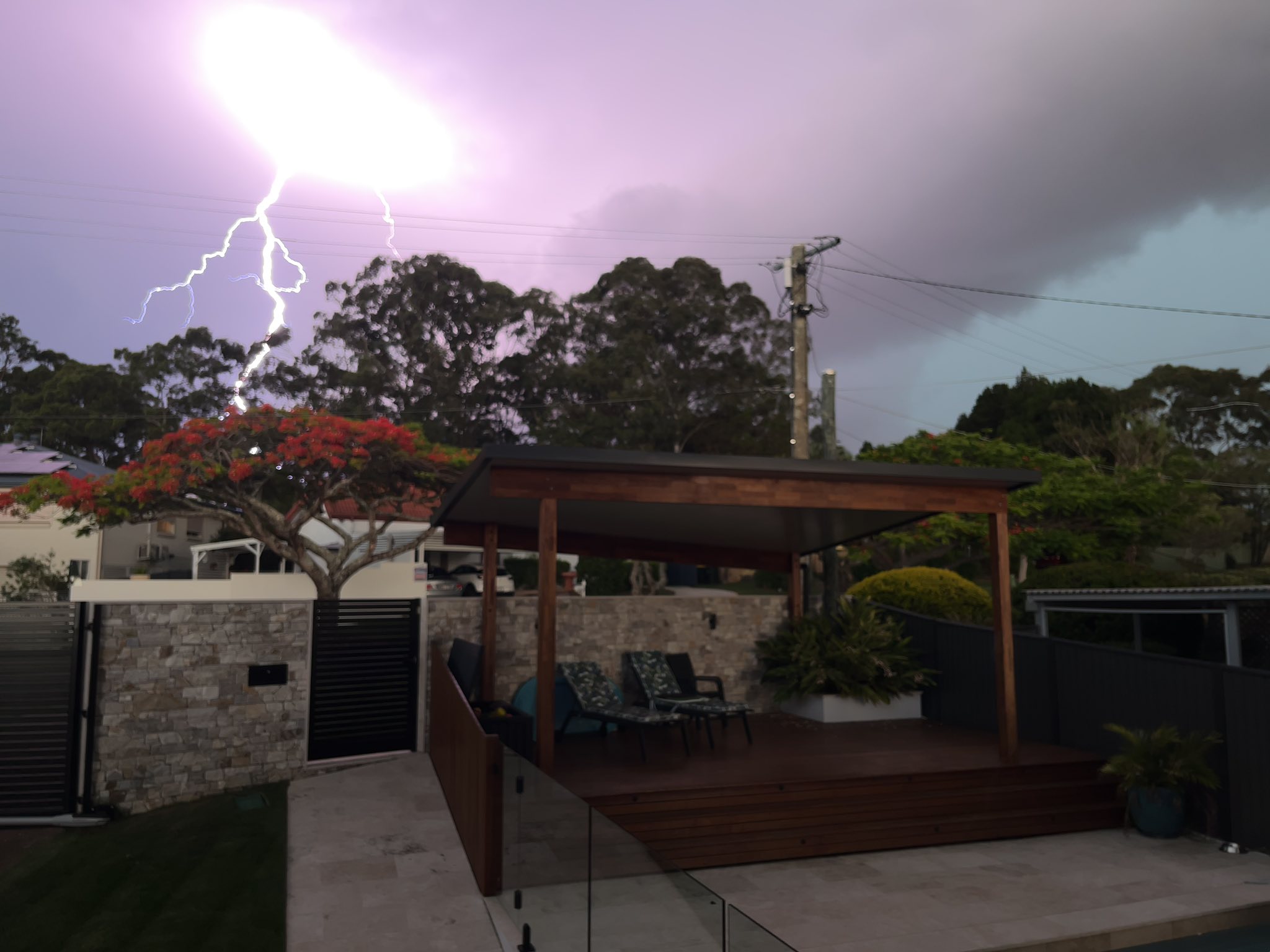 More than 11,000 customers lose power as storms with spectacular ...