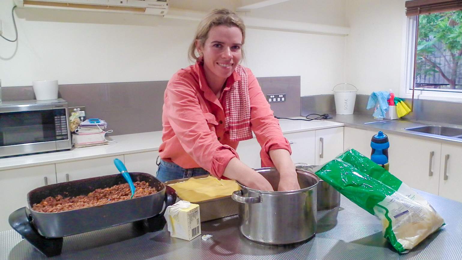 Outback cattle station cook bridges city-country divide one meal at a ...