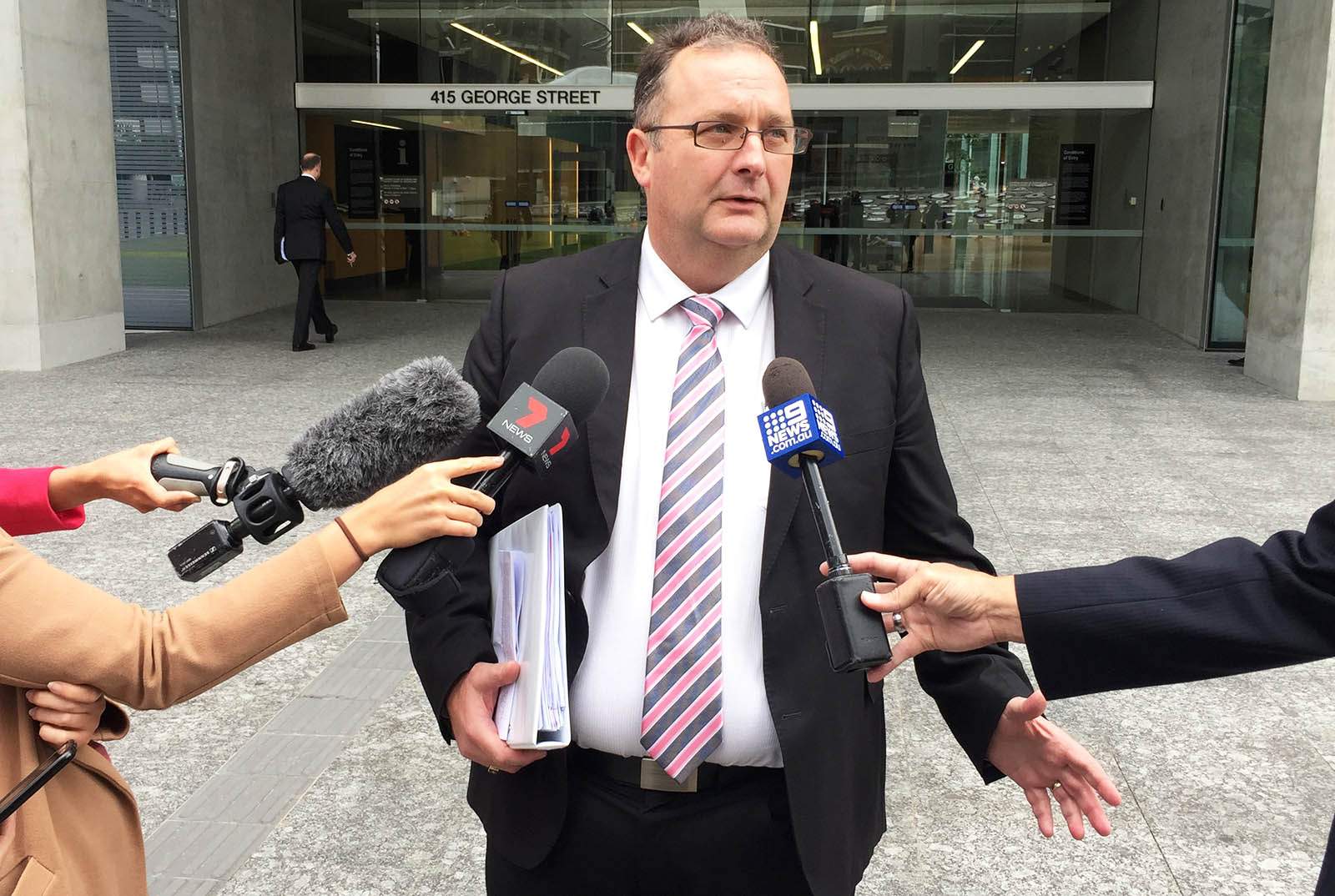 Mother charged with kidnapping her children will have to wear tracking ...