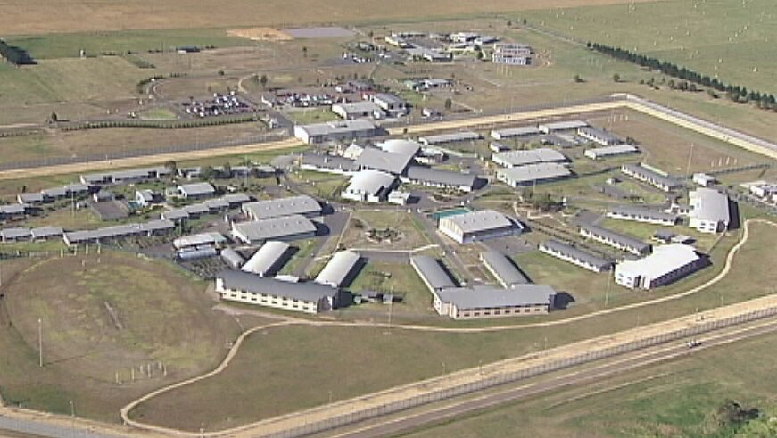 Fulham prison operator backed by Victorian Government after death in ...