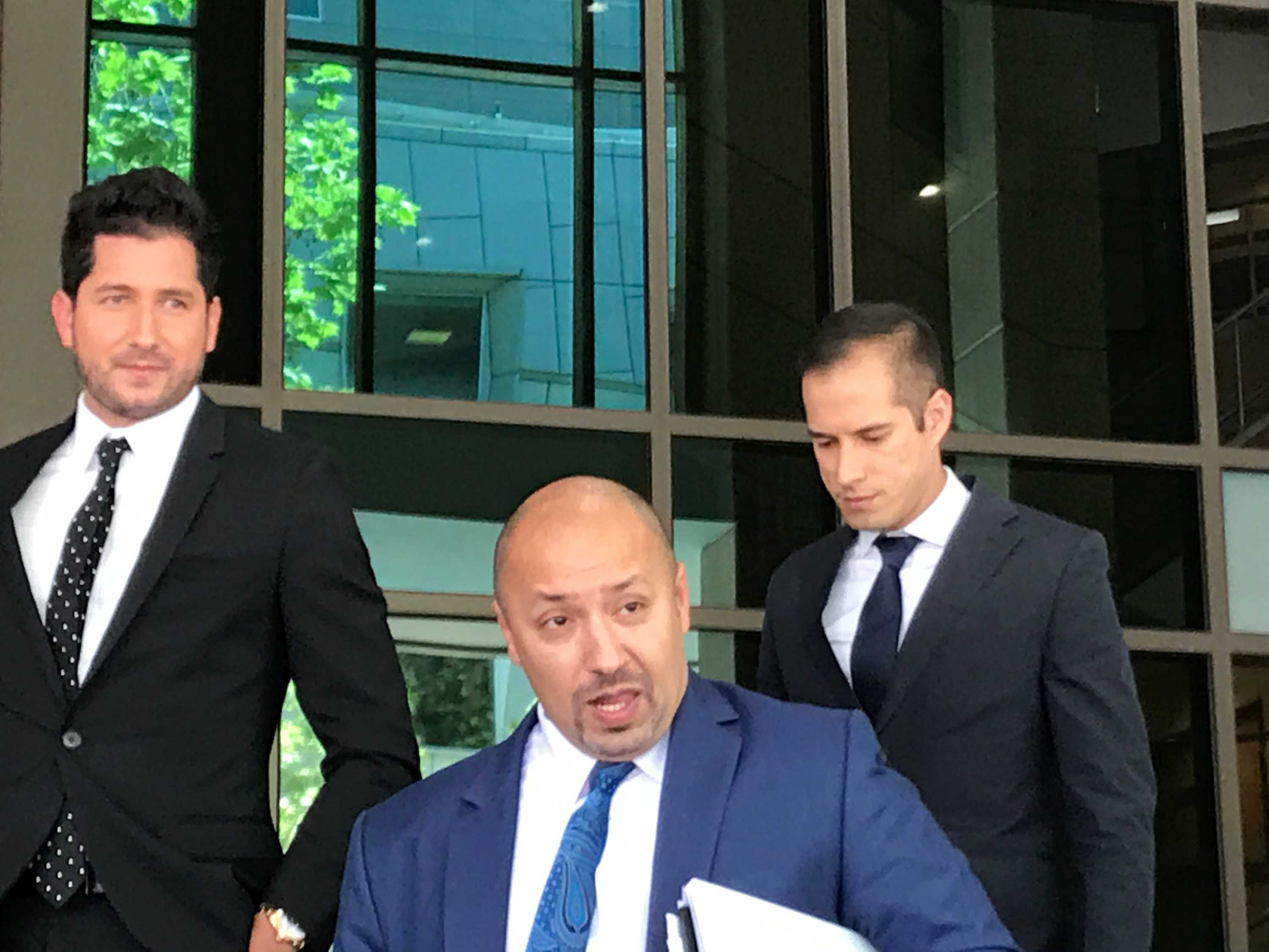 Trio allegedly linked to Melbourne jewellery store robberies 'knew gems ...