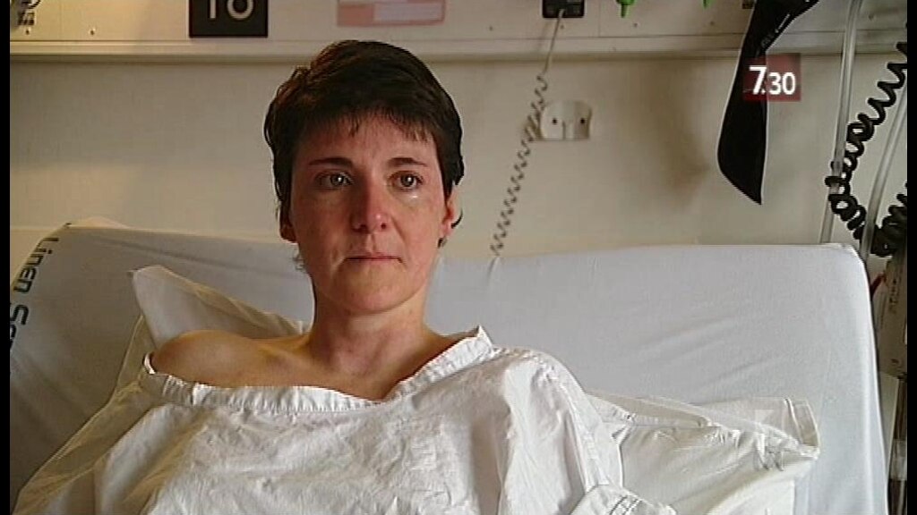 Bushfire victim Kate Sanderson tells her story - ABC News