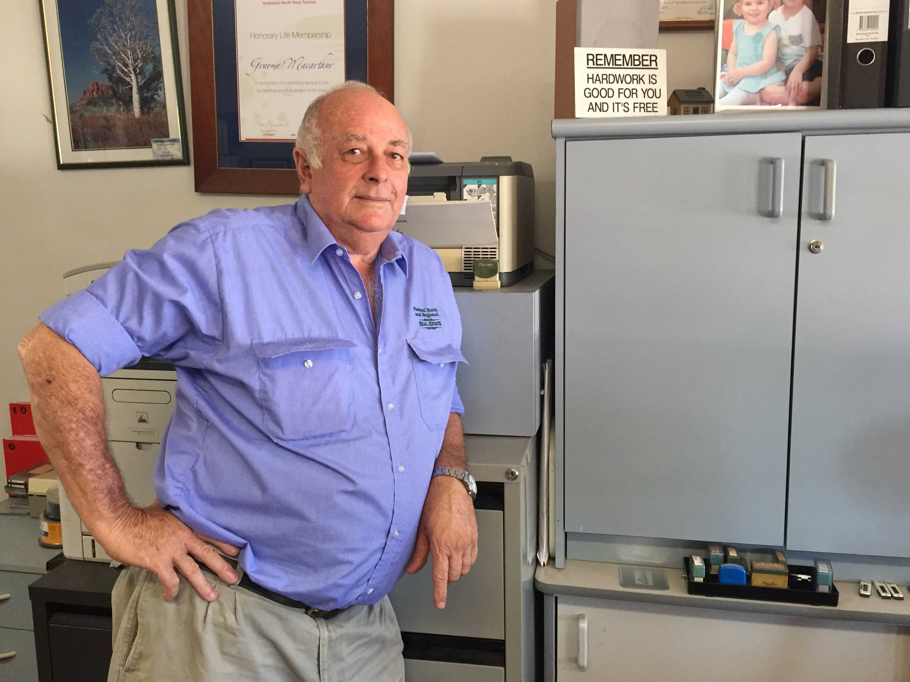 Older workers happiest at work and money less important, Australian ...