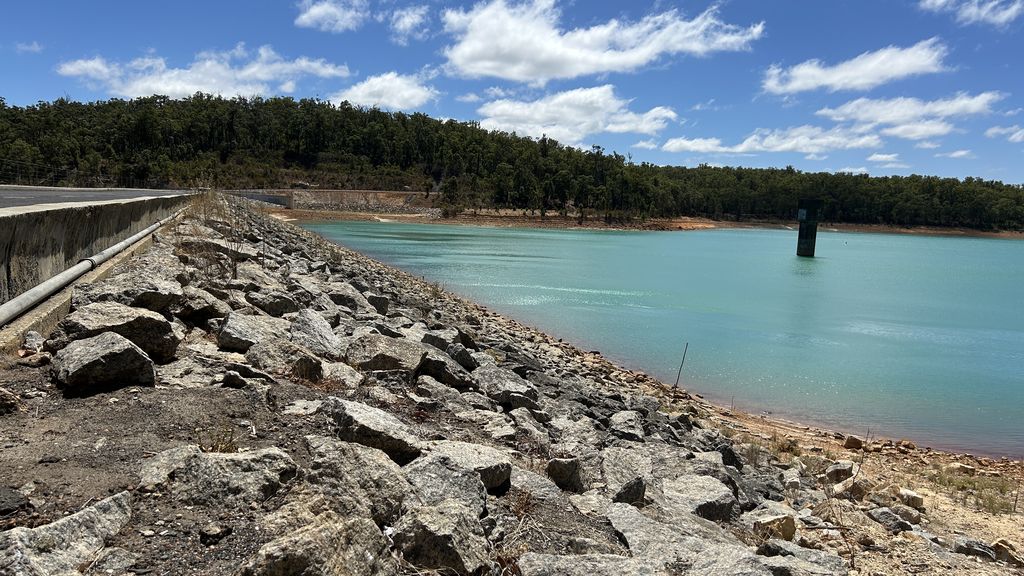 Water use at Logue Brook Dam - ABC News