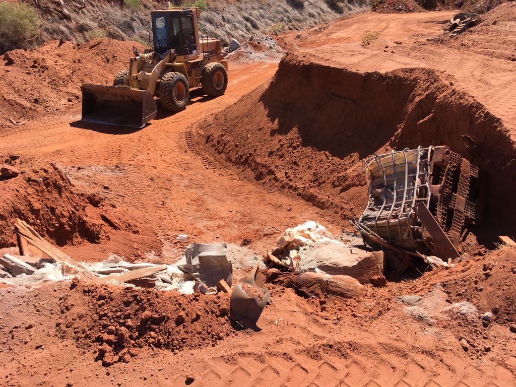 Pilbara motel fined for dumping oil and diesel, risking public drinking ...