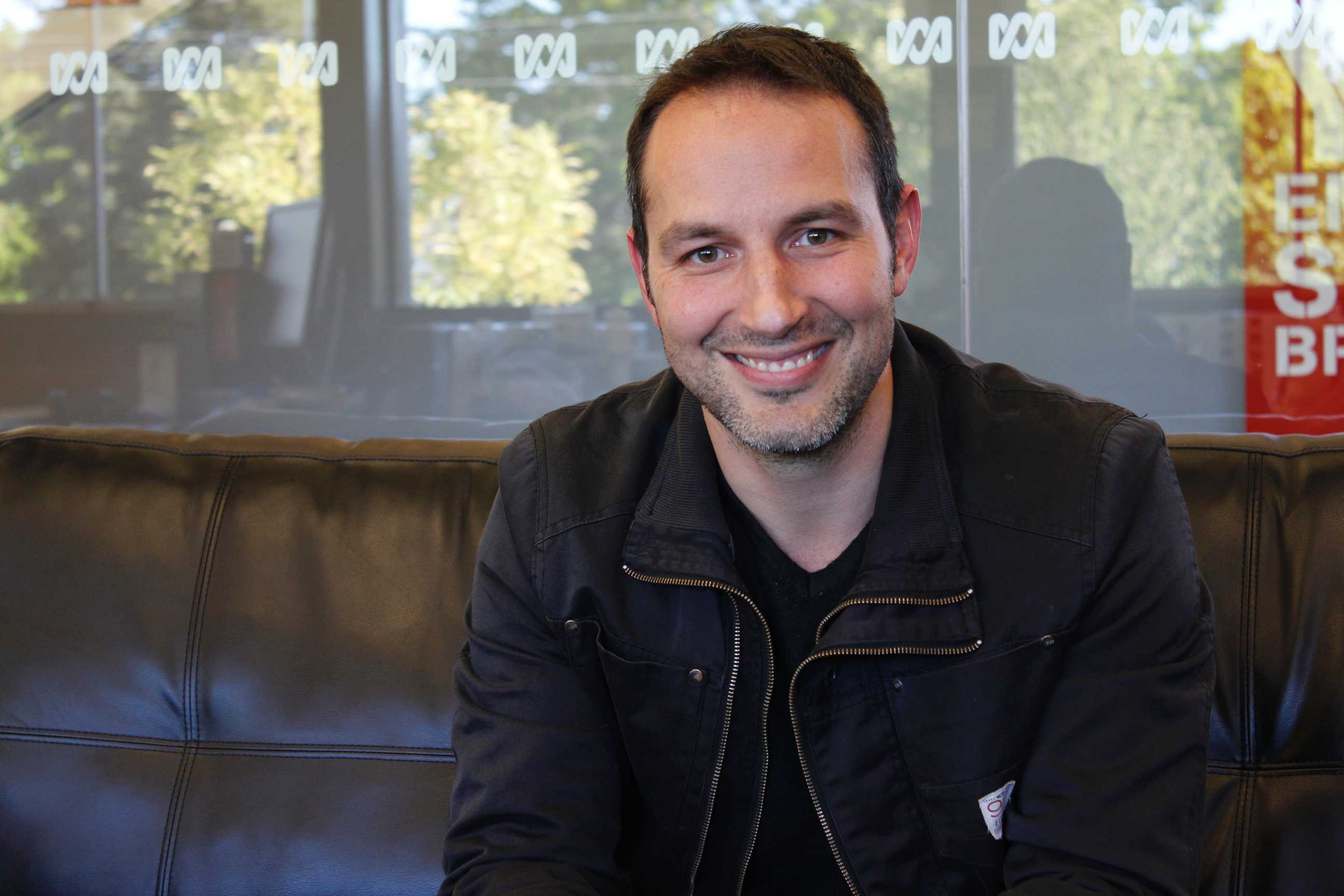 Former American reacts to the election results from new home - ABC News