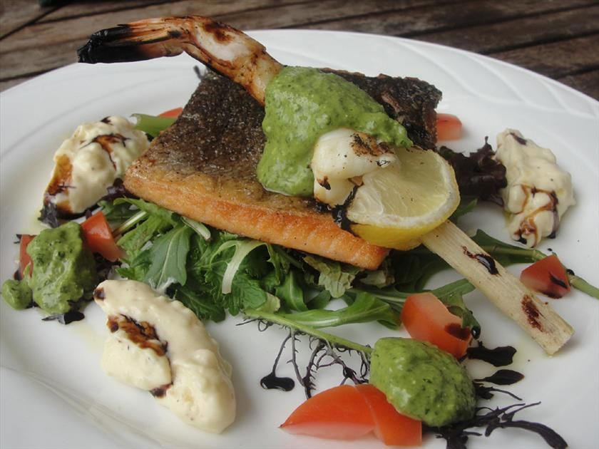 Grilled salmon and tequila sugarcane prawns - ABC News