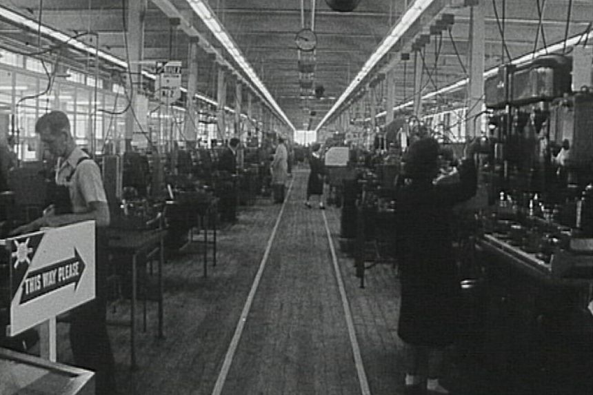 Small arms factory in Lithgow celebrates its centenary - ABC News