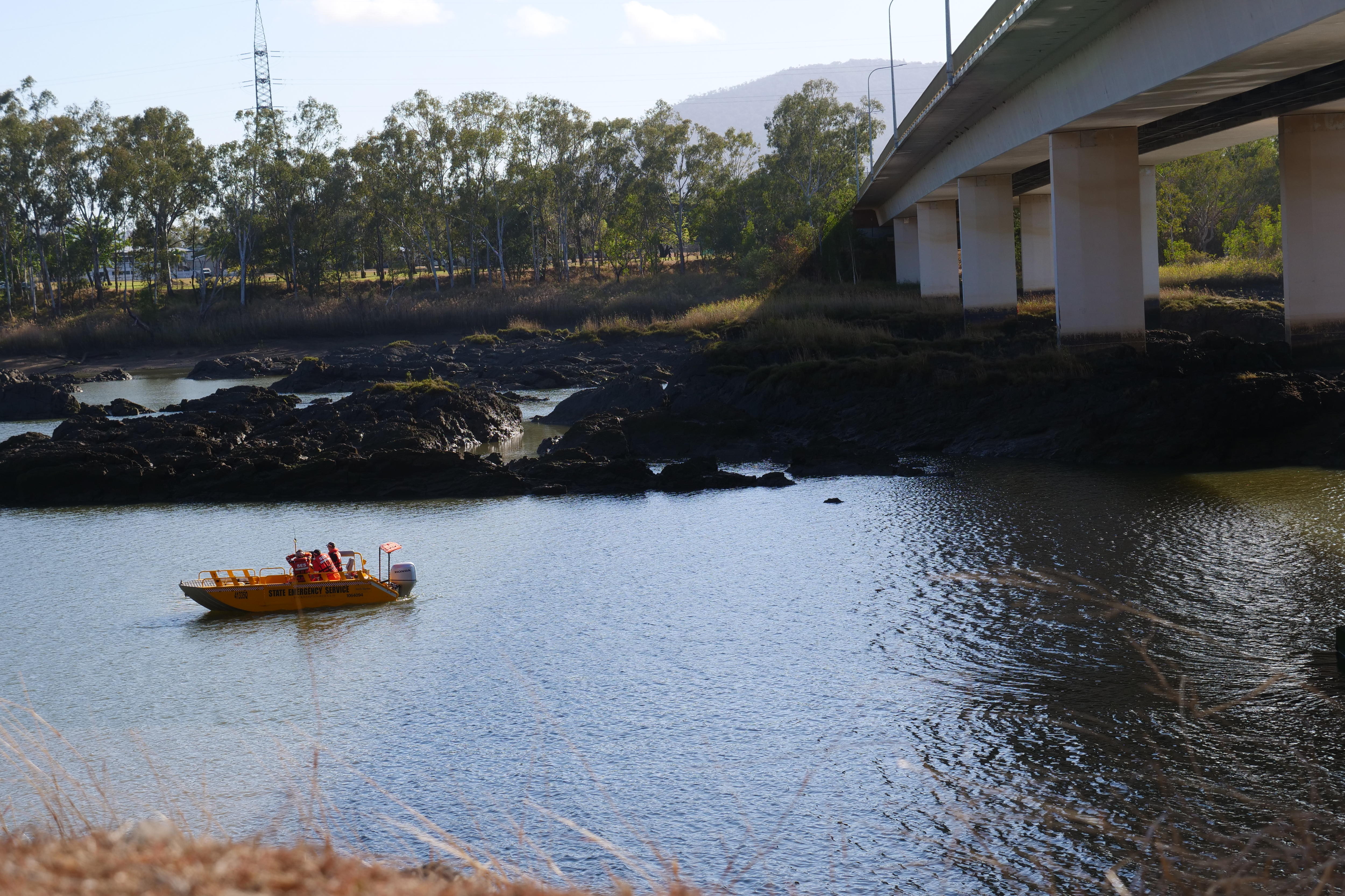 Search underway for man missing in Rockhampton's Fitzroy River after ...