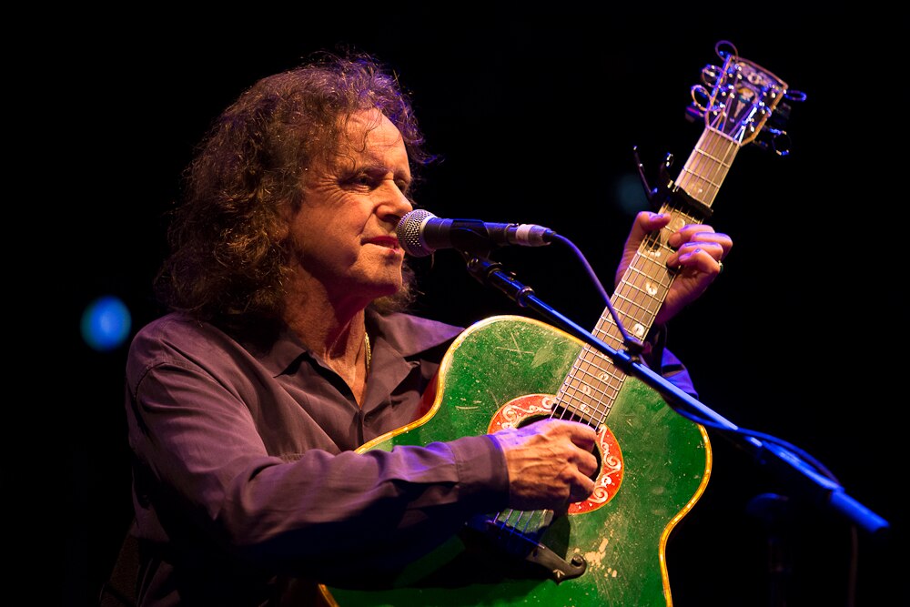 Big names shine at Byron's Bluesfest - ABC News