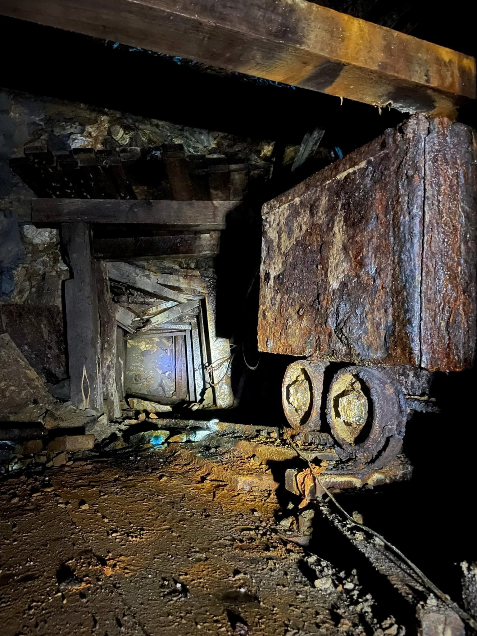 Abandoned mine exploration 'worth the risk' says underground adventure ...