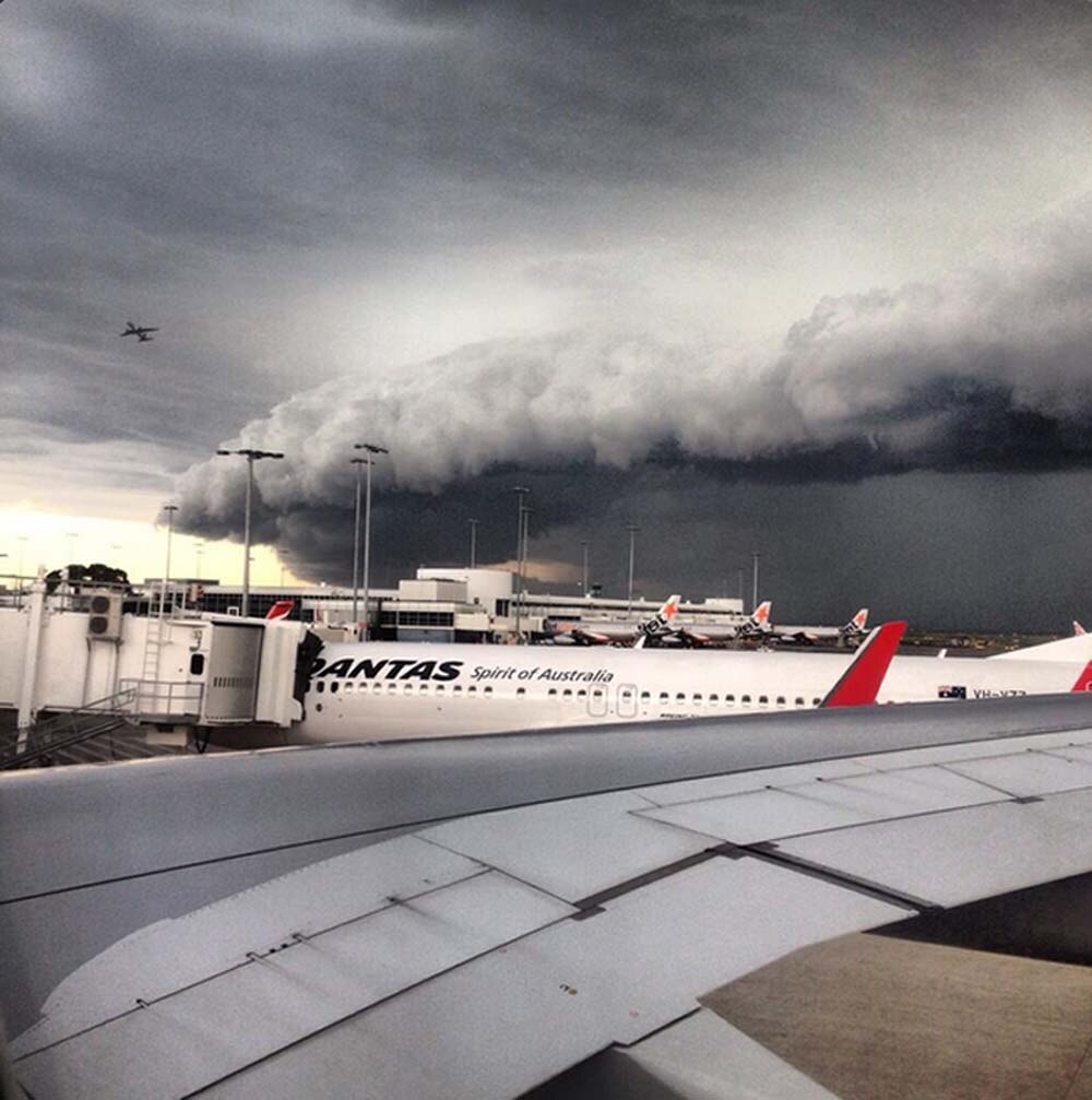 Thunderstorm rolls into Sydney triggering social media happy snaps ...