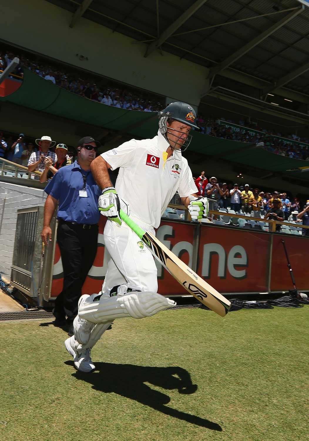 Ricky Ponting wants cricket bat size restriction due to batsmen's ...