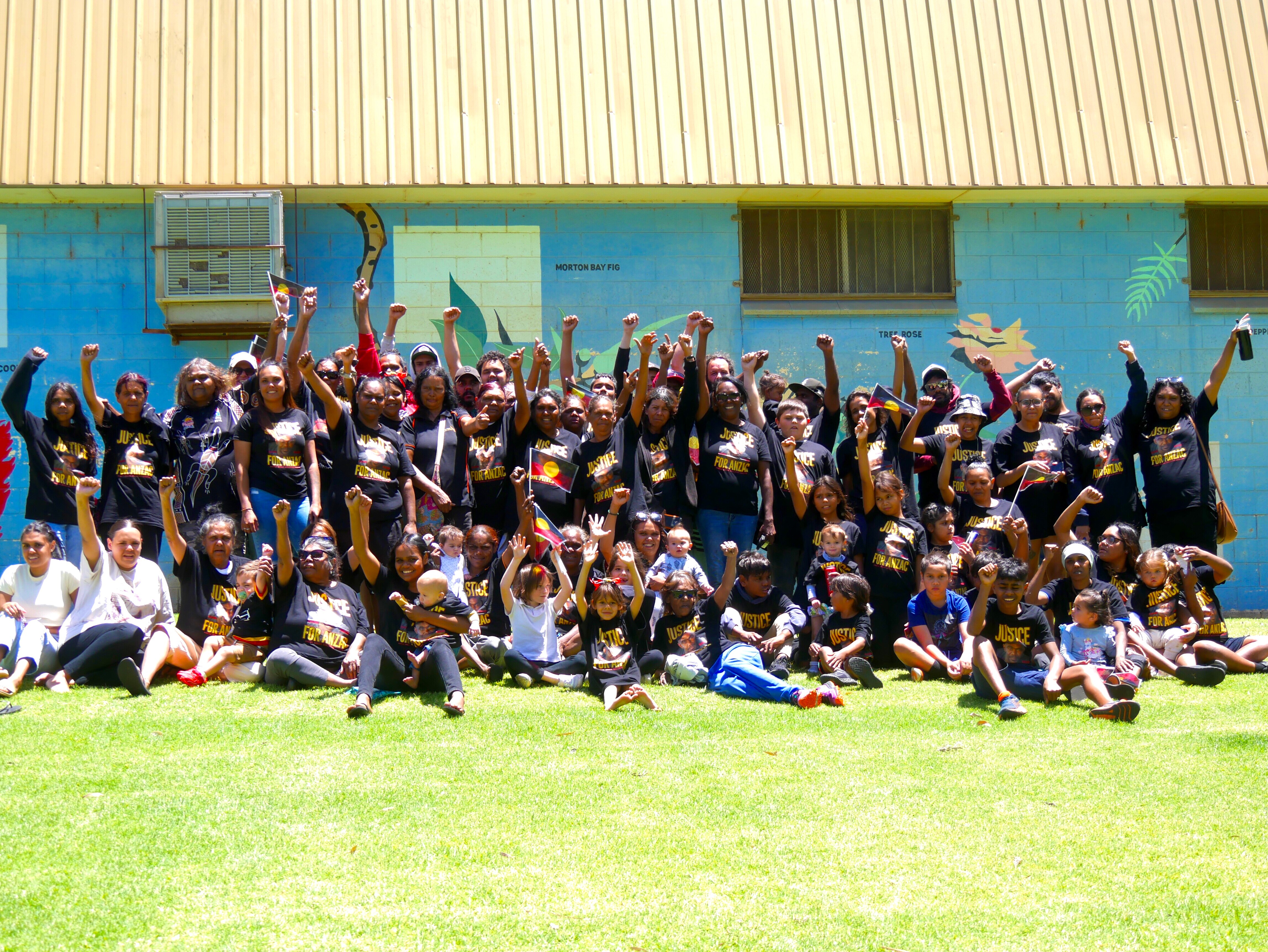 Indigenous community members rally ahead of inquest into Barkindji man ...