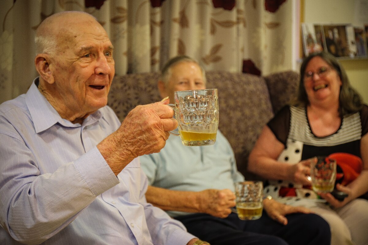 Aged care homebrew brings blokes together, inspires memories and ...