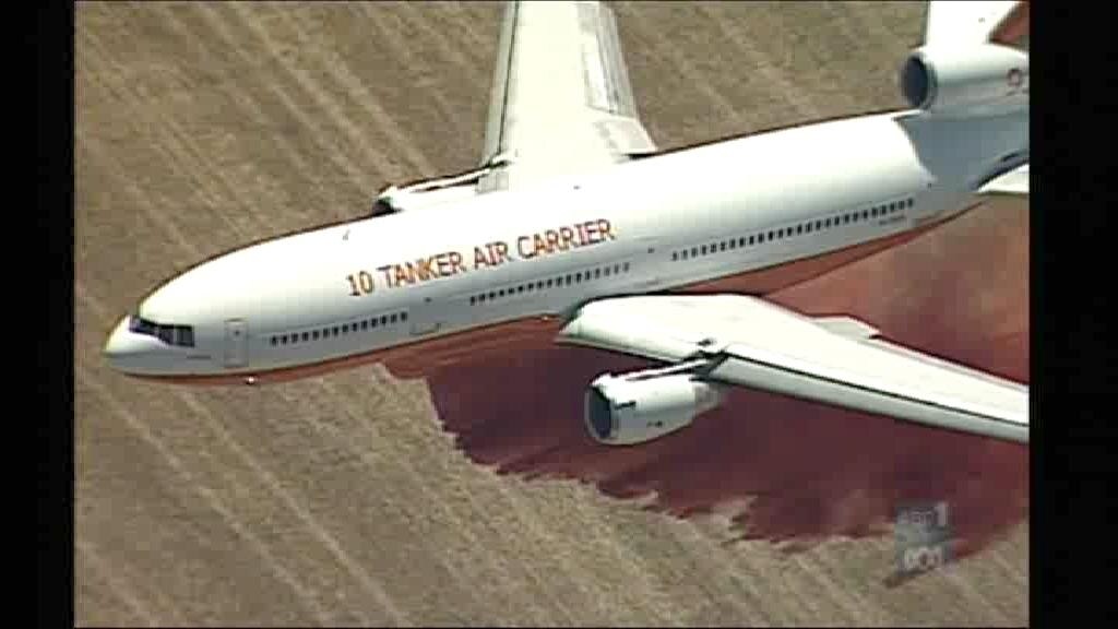 New DC-10 waterbomber 'operationally' successful - ABC News