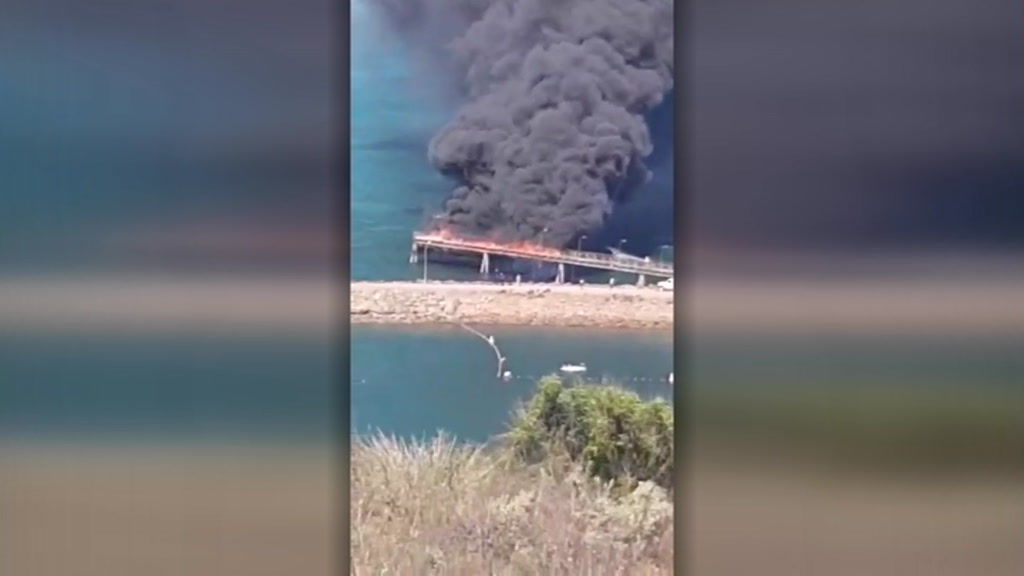 Whyalla Jetty on fire - ABC News