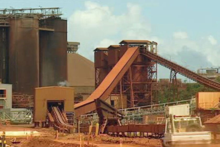 70,000 litres of petrol spilt at mine - ABC News