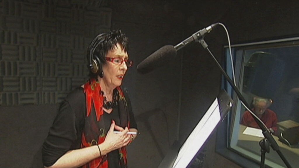 Radio serial clings to survival - ABC News