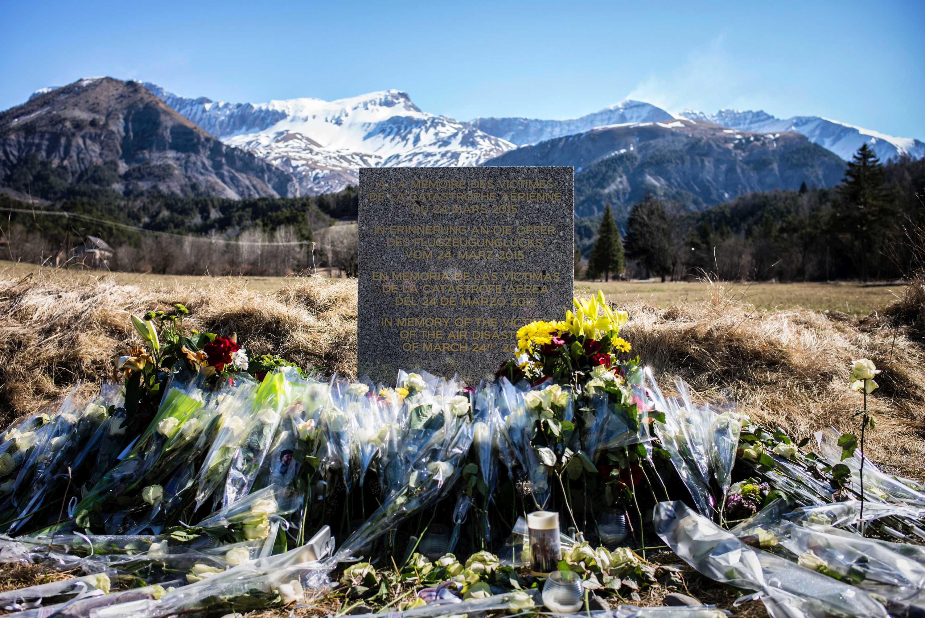 Germanwings crash: Co-pilot practised descent on outbound flight on ...