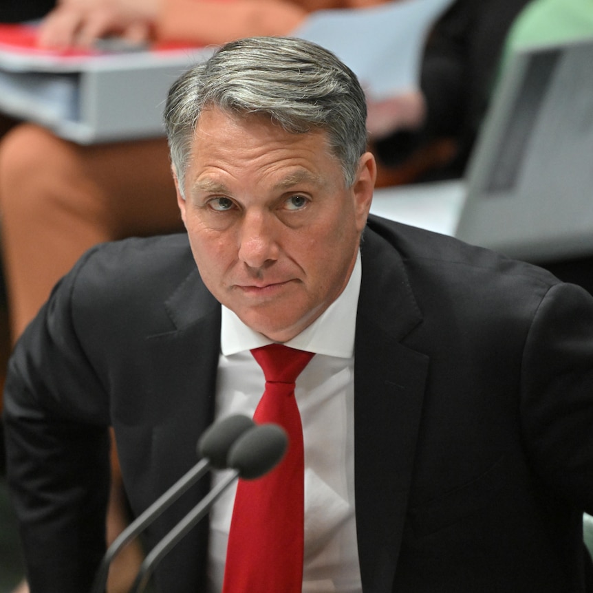 Australia sends urgent assistance to Vanuatu - ABC listen Australia sends urgent assistance to Vanuatu - ABC listen