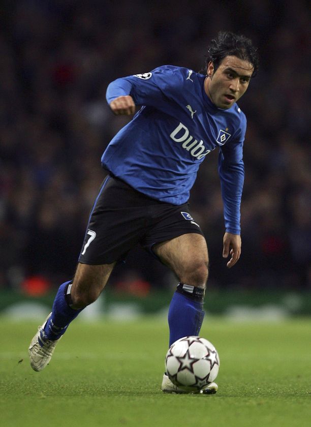 Mahdavikia, Iran's flawless 'magic carpet' - ABC News