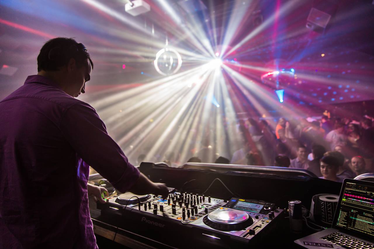 University of Canberra student set to take on best student DJs from ...