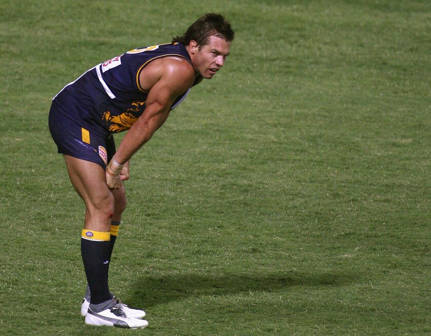 Cousins given green light to resume training - ABC News