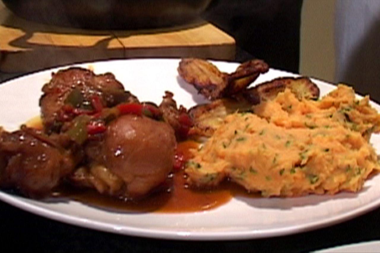 El Pollo Criollo de Mami Lucy - Mami Lucy's Creole Chicken - ABC News