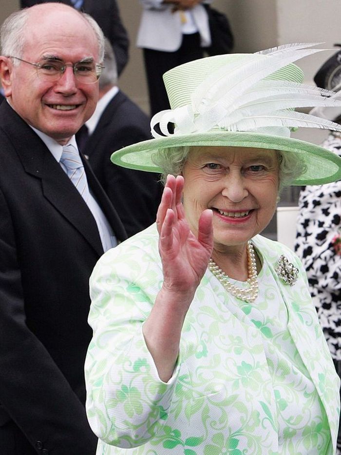 Queen appoints Howard to Order of Merit - ABC News
