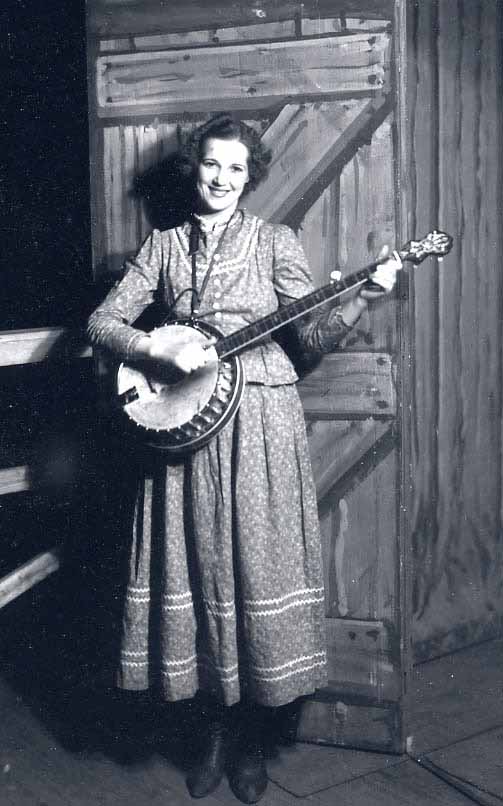 Banjo pickin' girls and fiddlin' women - ABC listen