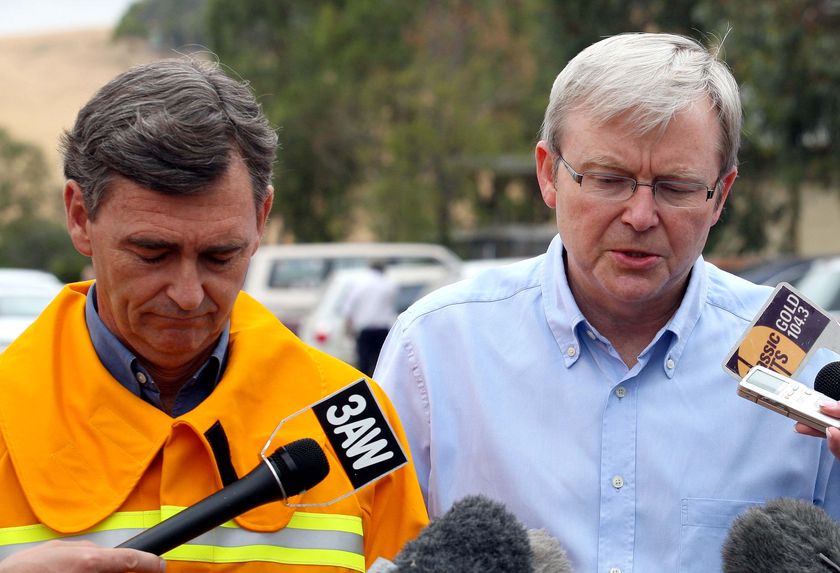 Parliament on hold as Rudd tours devastated Victoria - ABC News