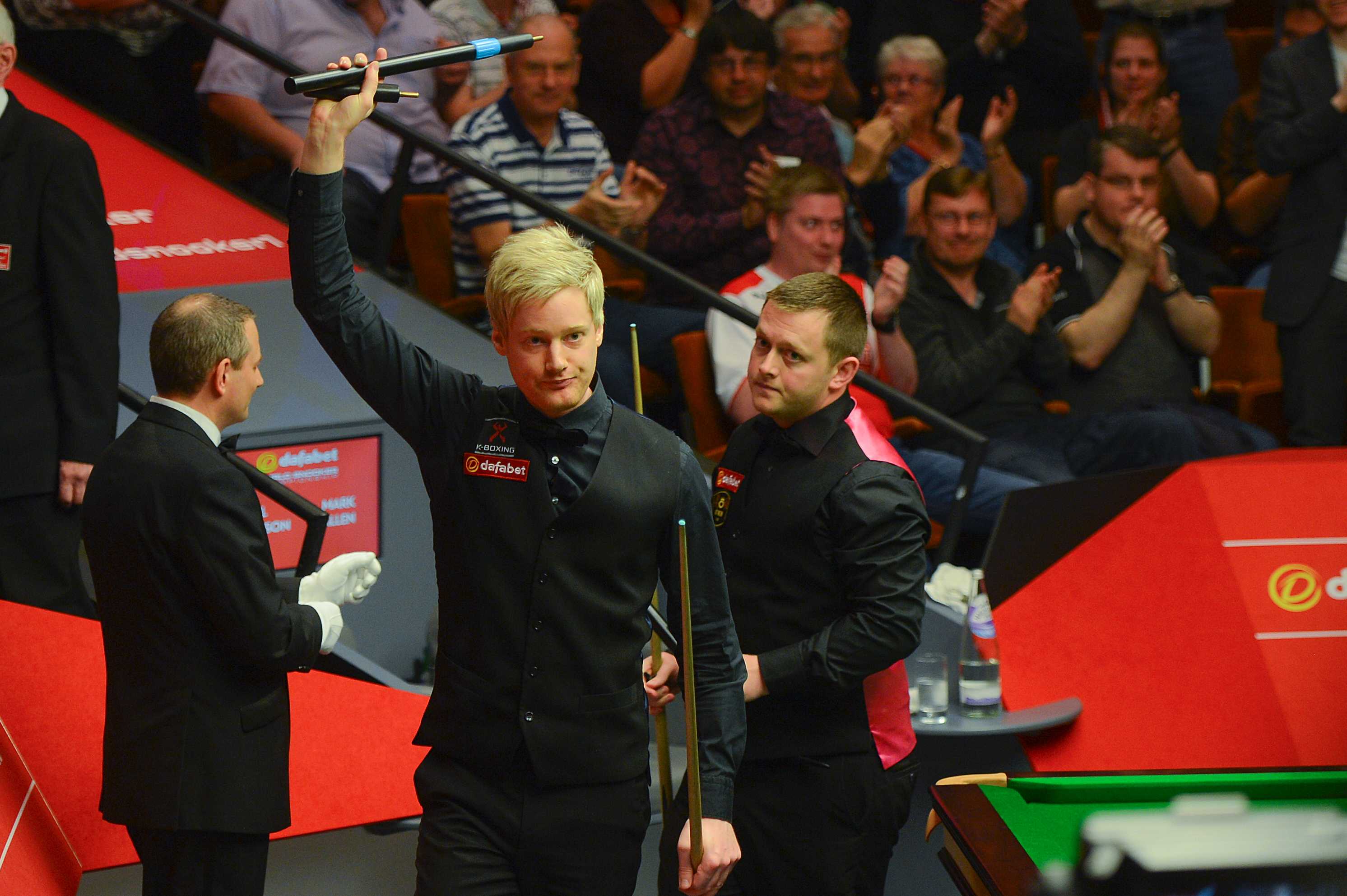 Neil Robertson into snooker World Championship semi-finals, scores ...