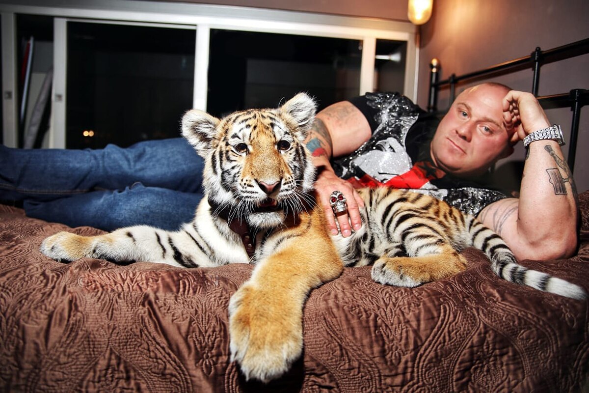 Cocktail bar shooter caught in depression spiral after powerlifting ...