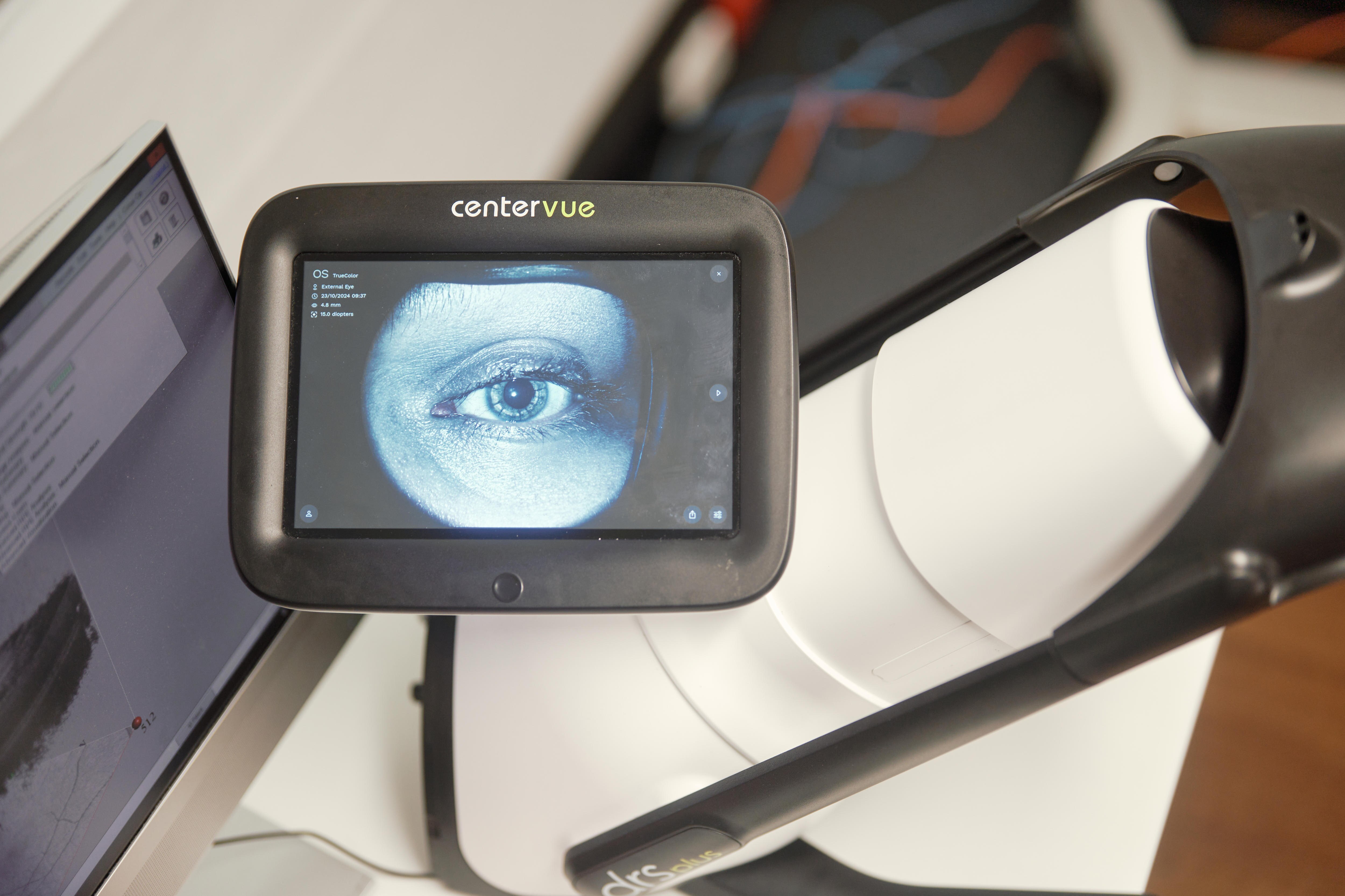 Sydney eye clinic gives regional towns across NSW access to top doctors ...